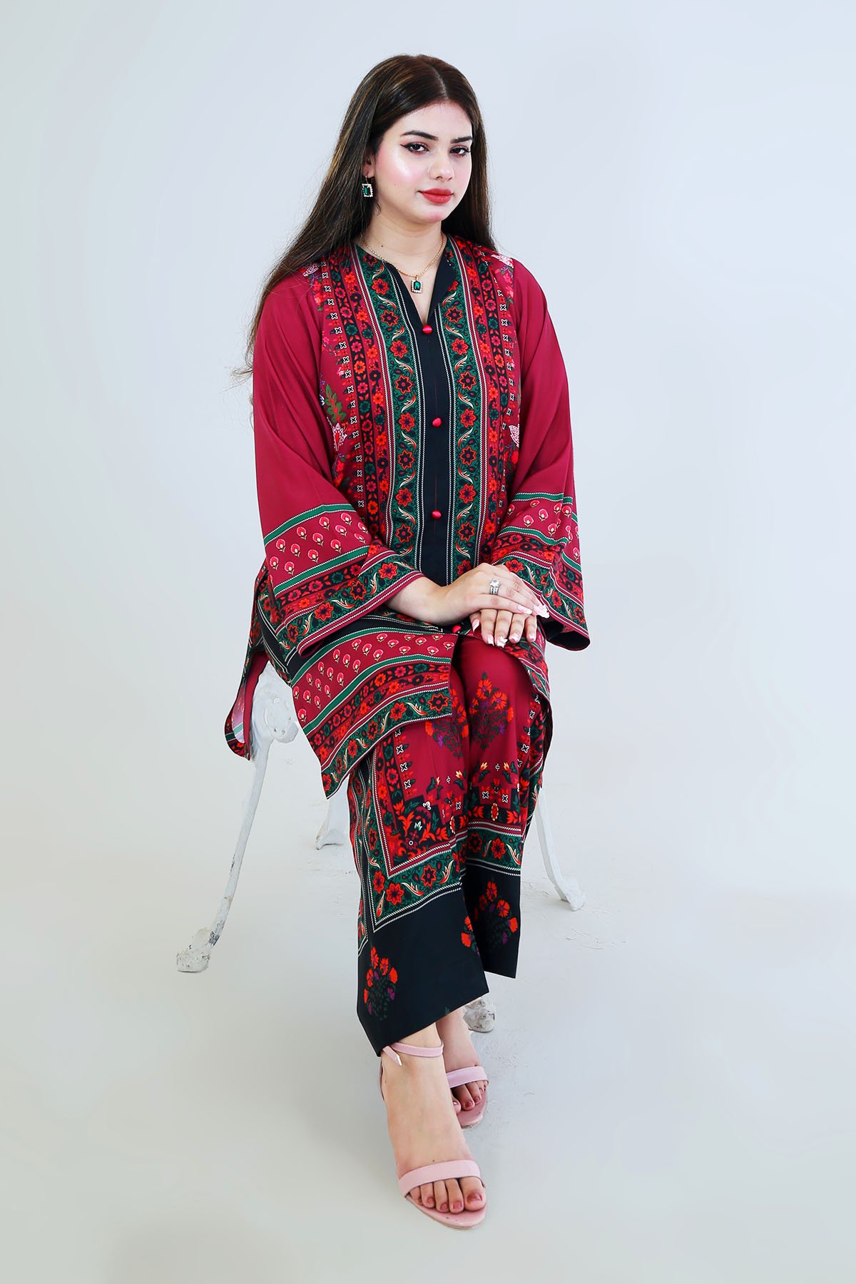 Mulberry Mist - cyraessentials.pk